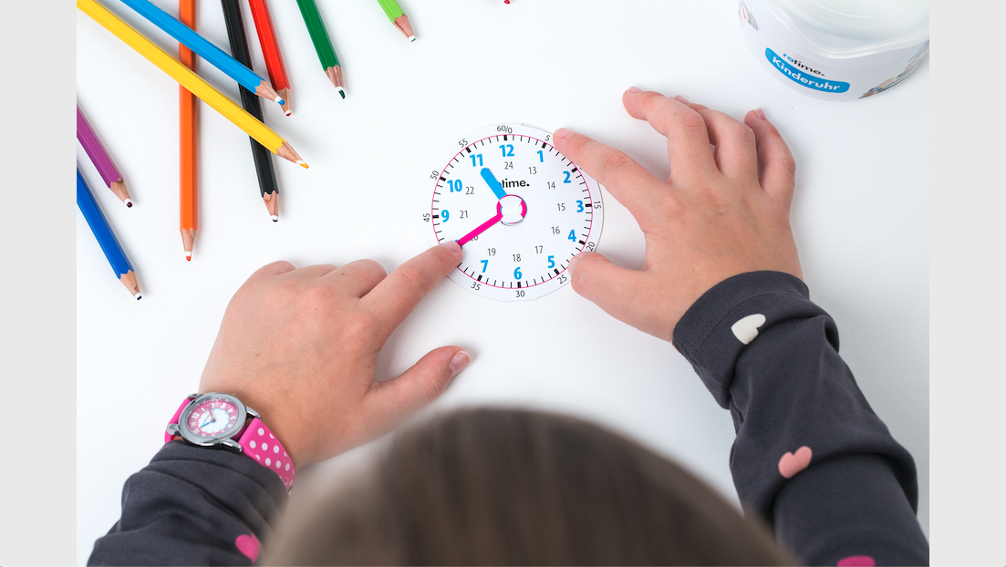 Customisable kids watches with learning tool - PSI Network